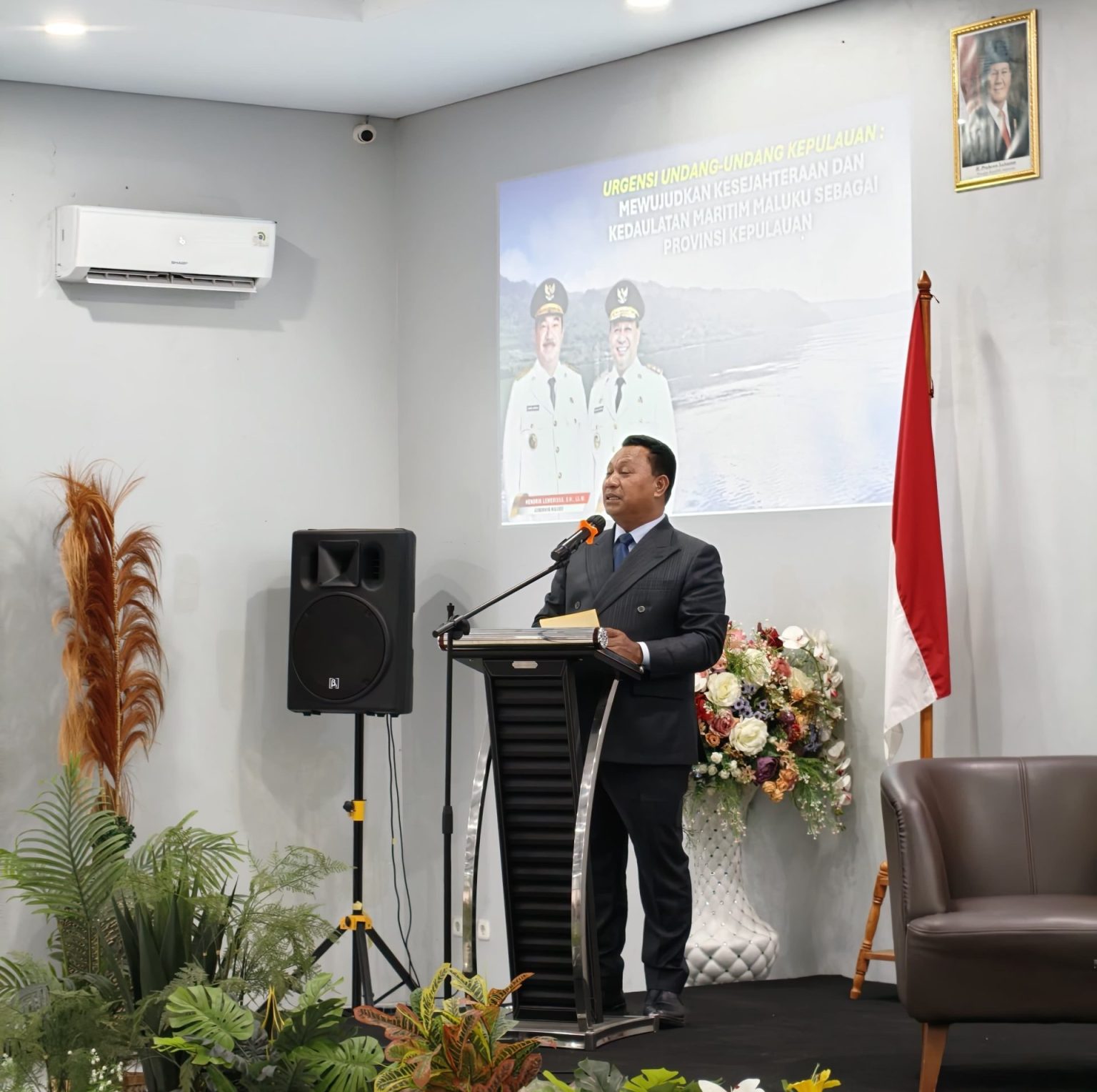 Wagub Maluku Tekankan Urgensi Undang-Undang Kepulauan demi Keadilan ...